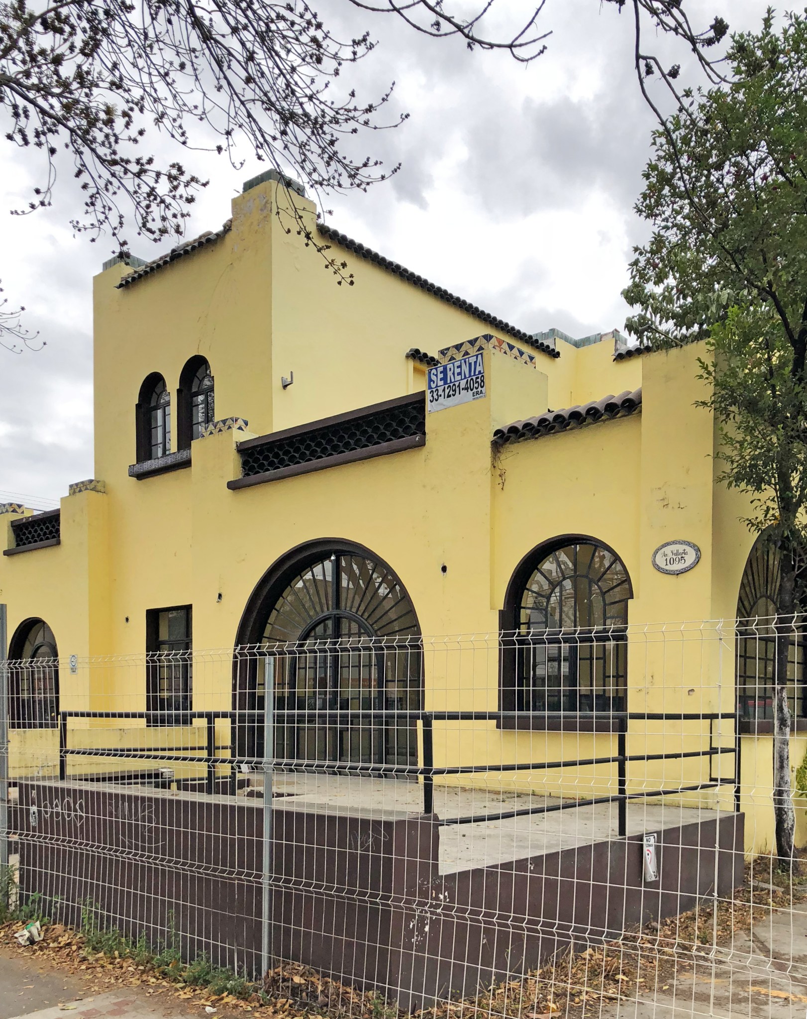 Av. Vallarta 1095 y Argentina 27 – Casas Robles Castillo – Revisiones ...